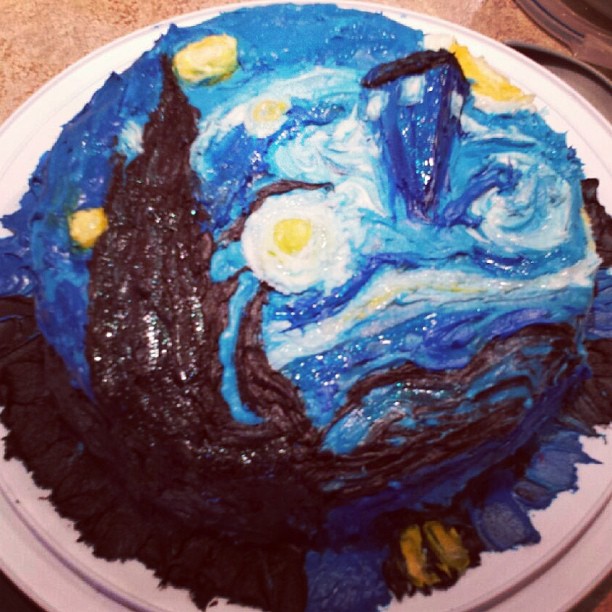 The Frazzled Crafter: Doctor Who / Van Gogh Birthday Cake