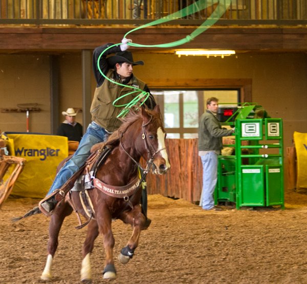 The Roping Blog: Cesar de la Cruz
