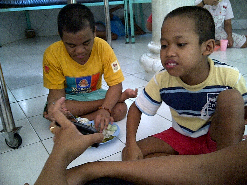 Panti Asuhan Cacat Ganda ~ EDELWEIS