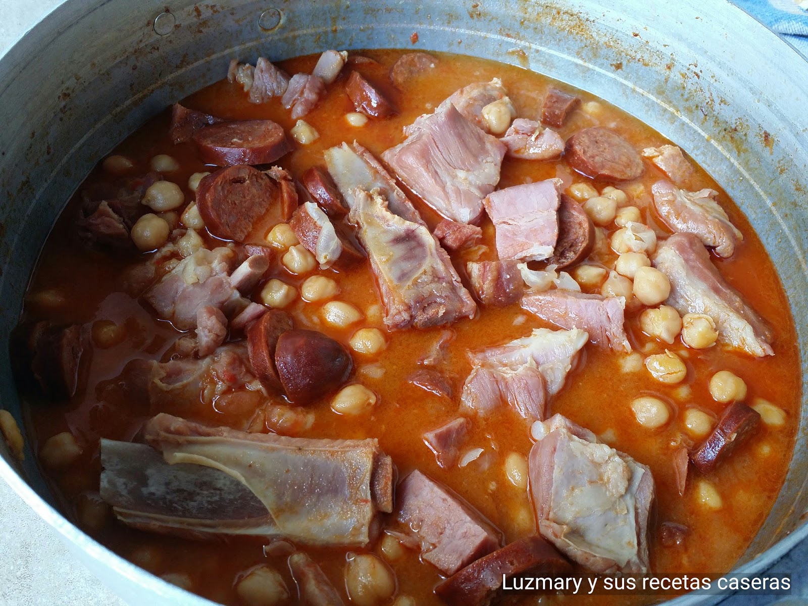 Luzmary y sus recetas caseras: GARBANZAS COMPUESTAS(cocina tradicional)