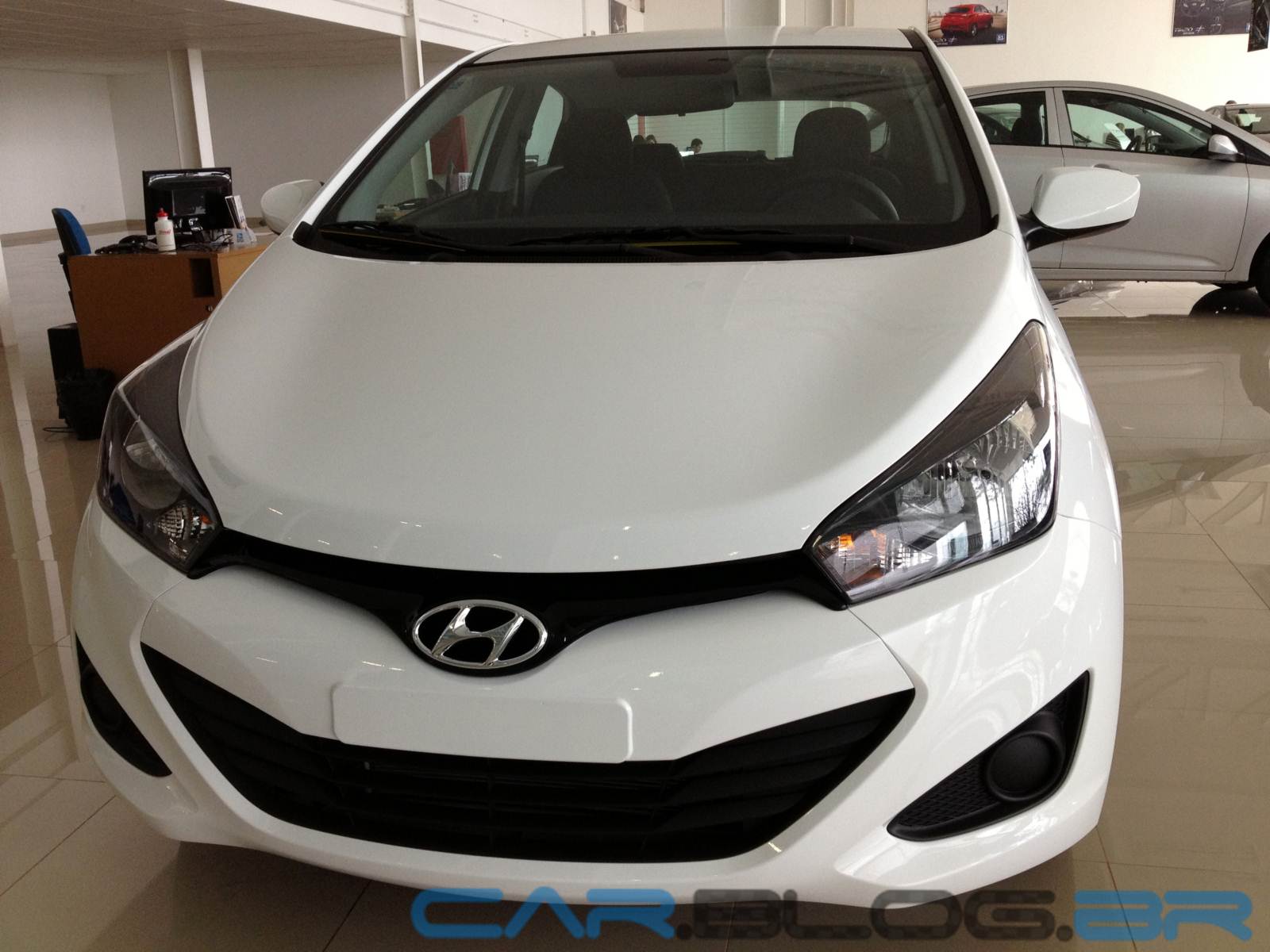 Hyundai HB20 2013 1.6 Comfort - fotos e especificações