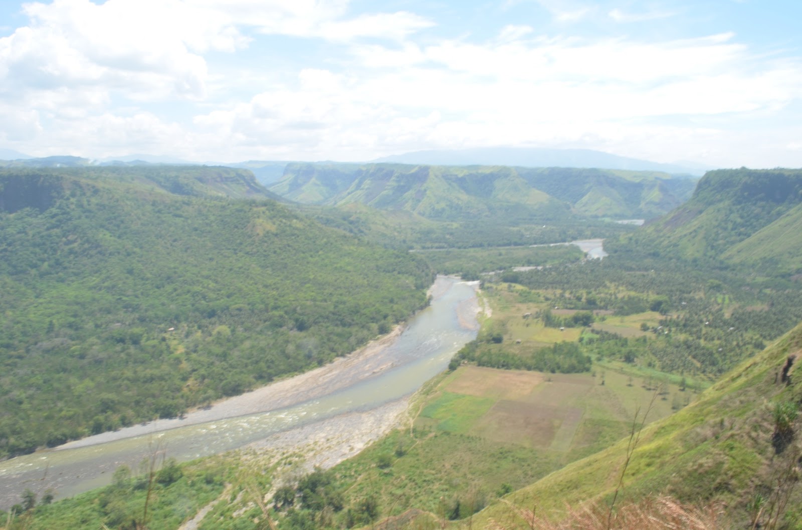 THE LONE TRAVELER: Lets Color the World...with CANYON