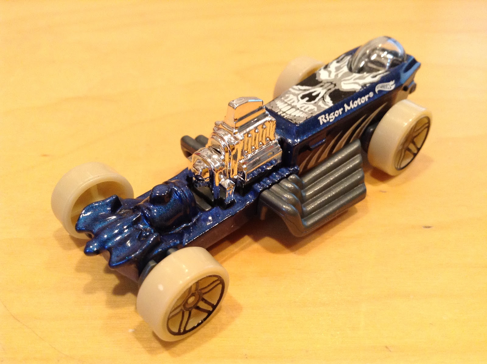 JULIAN'S HOT WHEELS BLOG: Rigor Motor (2017 Fright Cars)