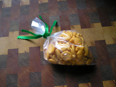 Easter Goldfish Carrots ~ Edesia's Notebook