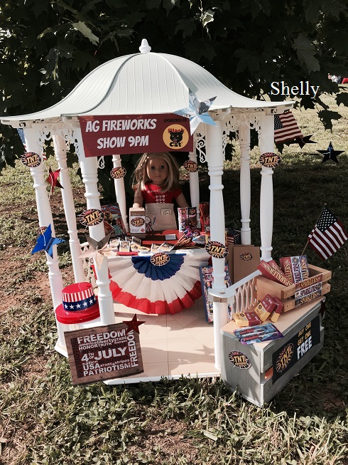 Living A Doll's Life : DIY Firework Stand