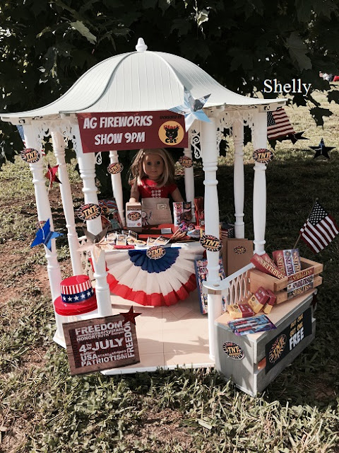 Living A Doll's Life : DIY Firework Stand