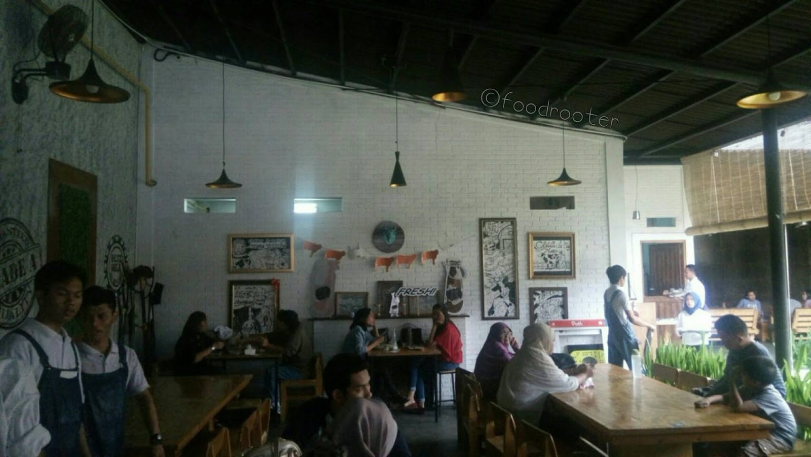 Momo Milk Barn - Bogor - FoodRooter
