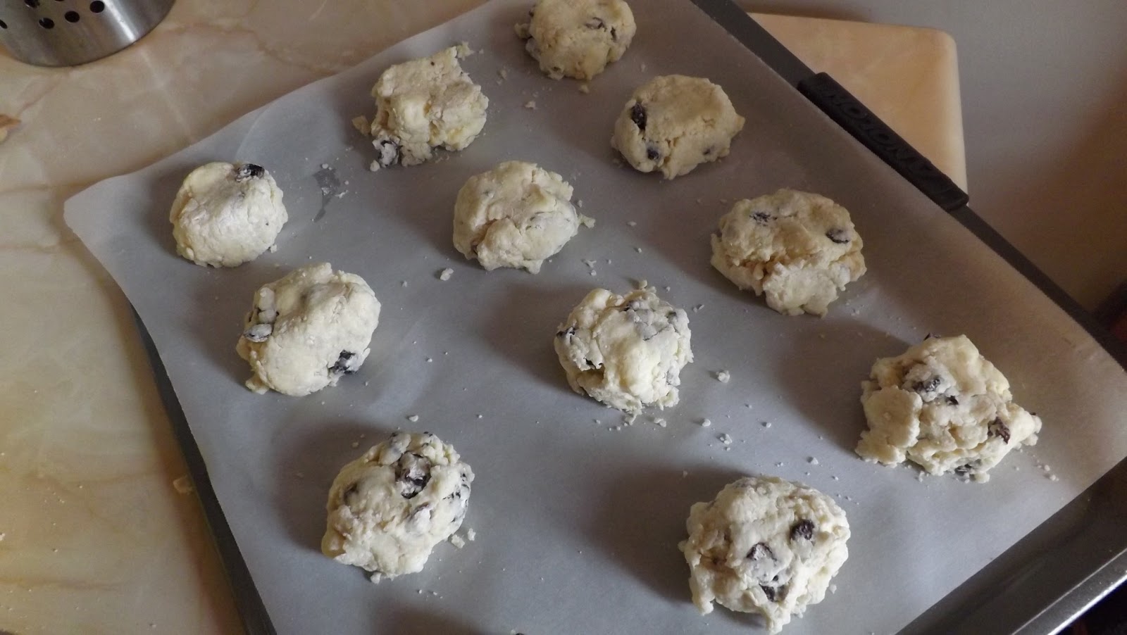 Mid Century Pink: It's a Biscuit...It's a Scone... It's a BISCONE!! YUMM!