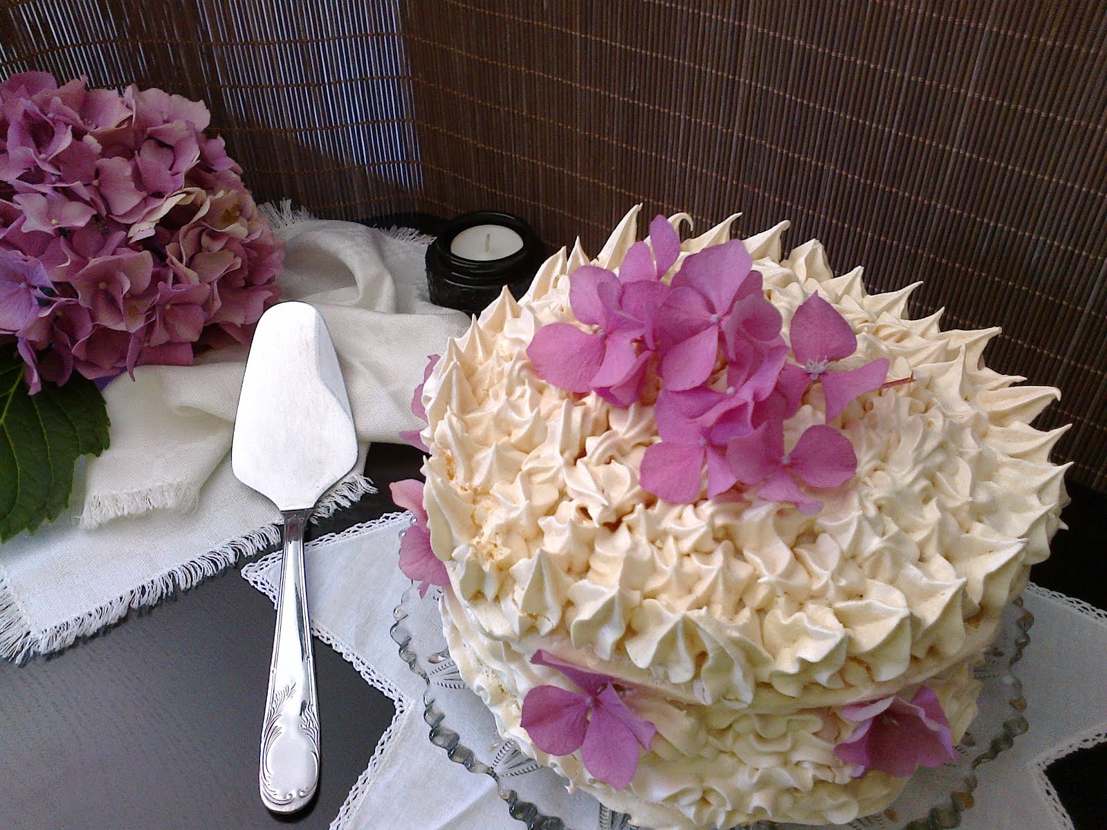 Guloso qb: Spanische Windtorte simples / Simple Spanische Windtorte