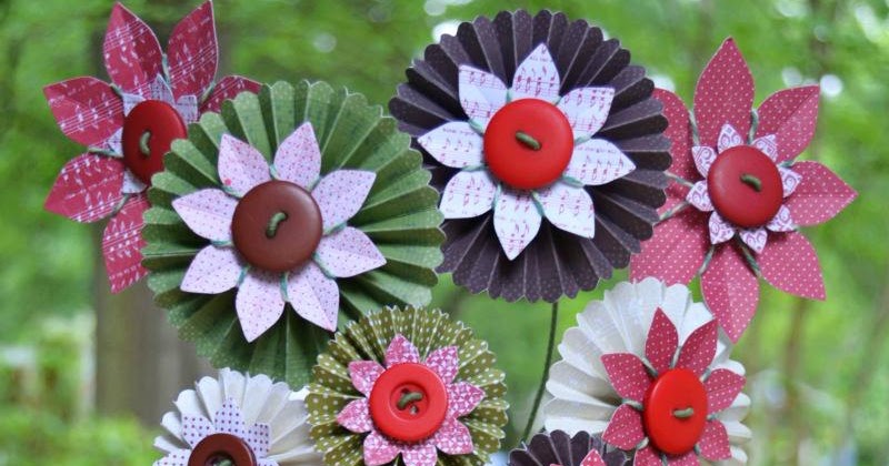 Write Snap Scrap: How To Curl Twine: Vase of Paper Flowers