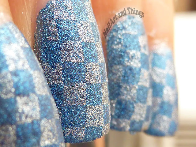 NailArt and Things: Checkered Blue