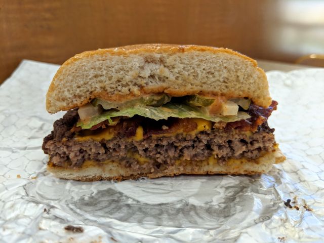 Review: Wendy's - S'Awesome Classic Cheeseburger
