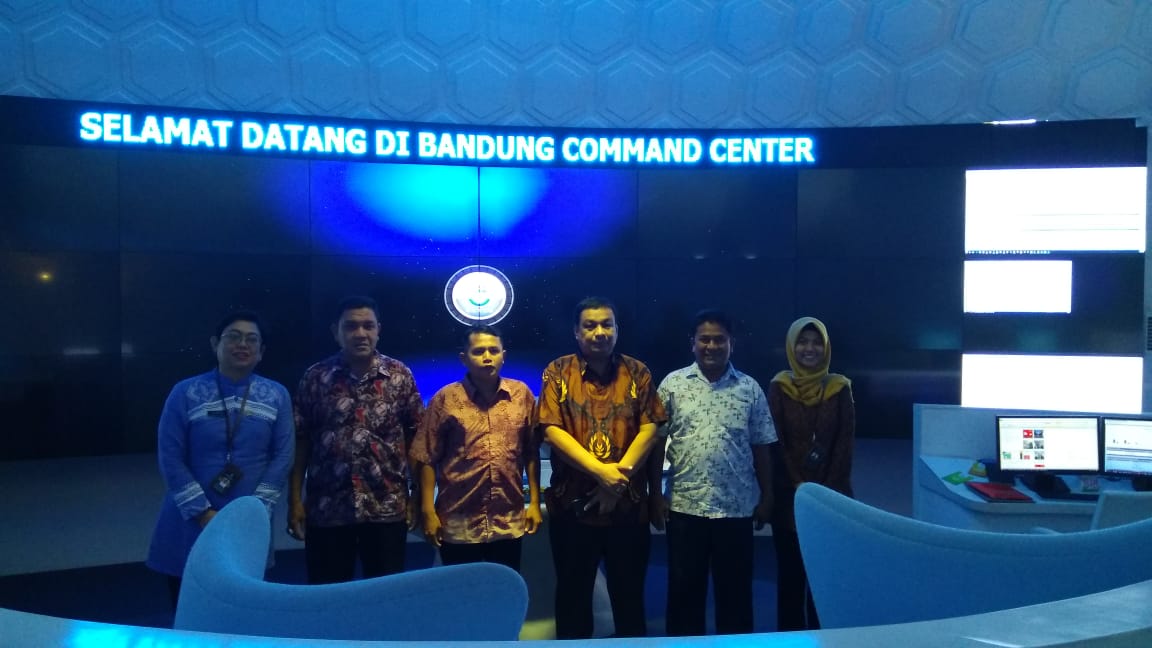 Berfikir dan Berjiwa Besar: Bandung Command Center Pusat Monitor ...