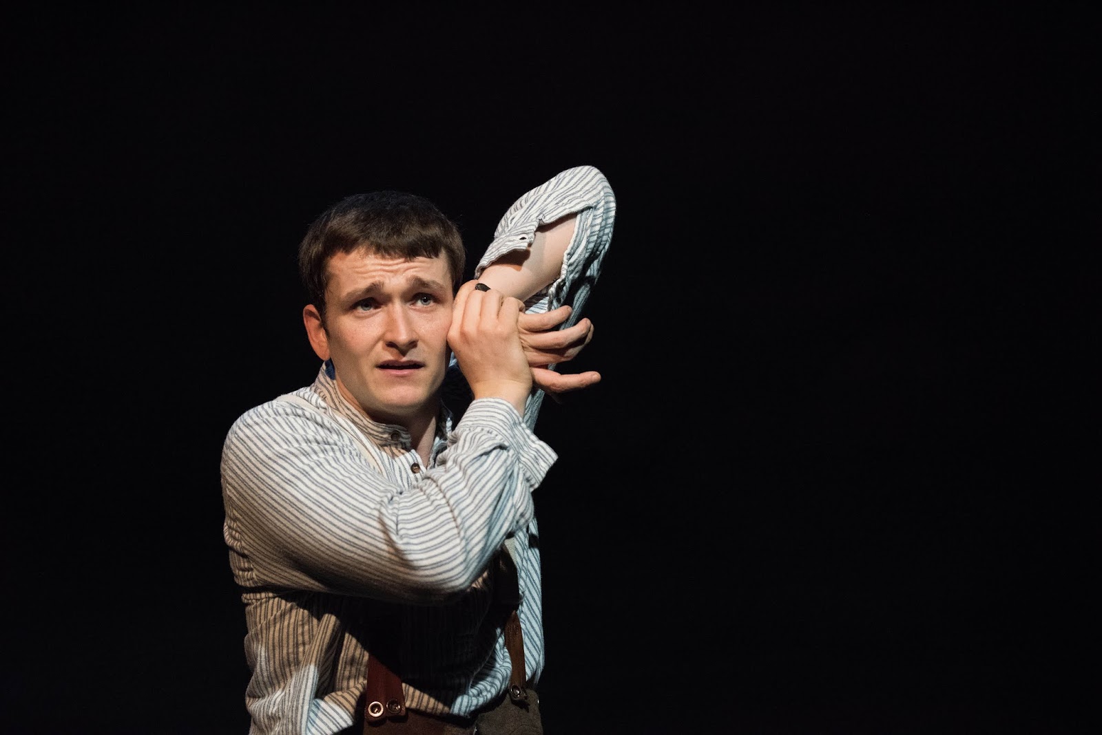 THEATRE'S LEITER SIDE: 72 (2018-2019): Review: PRIVATE PEACEFUL (seen ...