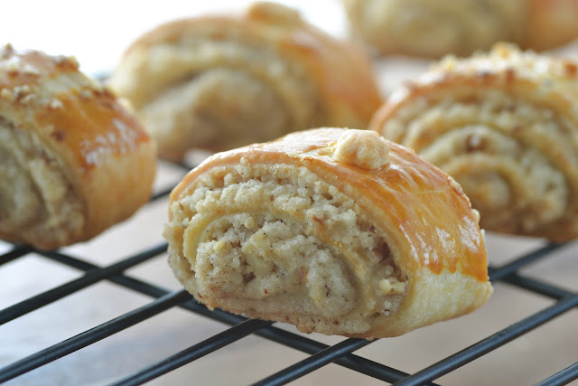 Pecan Nazook (Daring Bakers Challenge) | Building Buttercream