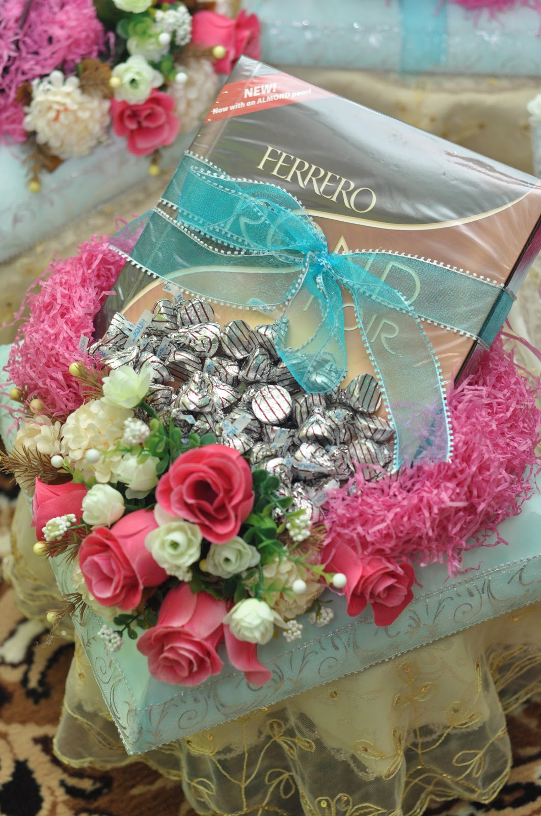 Bunga September: Gubahan Hantaran Tunang (DIY)