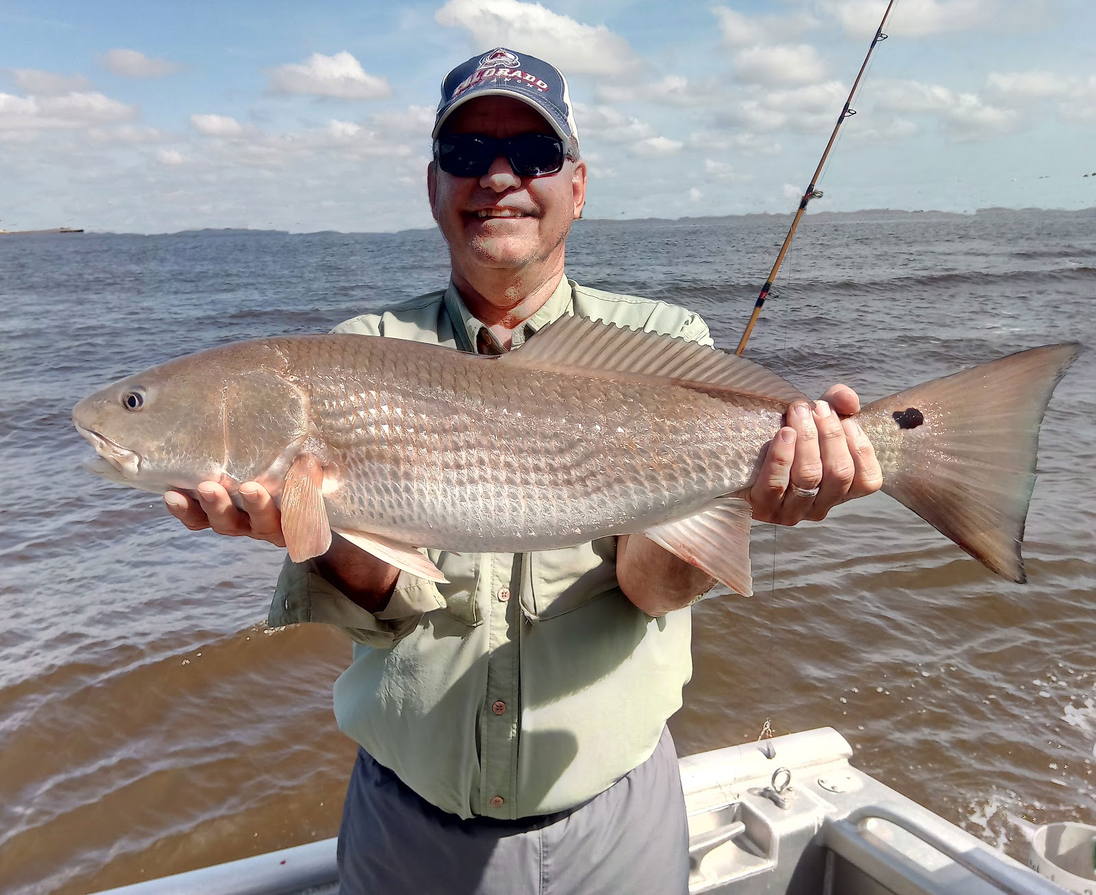 Capt Dave's Sport Fishing Charters: 4/29 - FLOAT-RIG AND LIVE POGIE ...