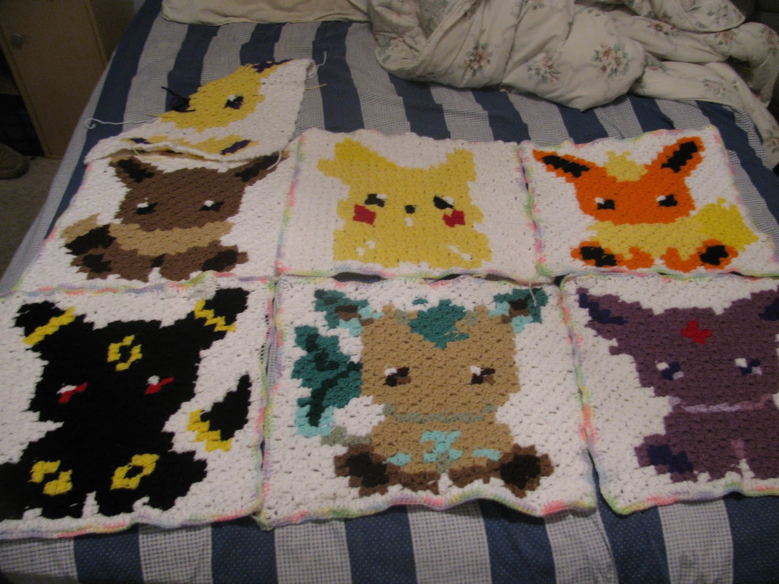 Cindy's Craft Corner: Evee C2C Pokemon blanket