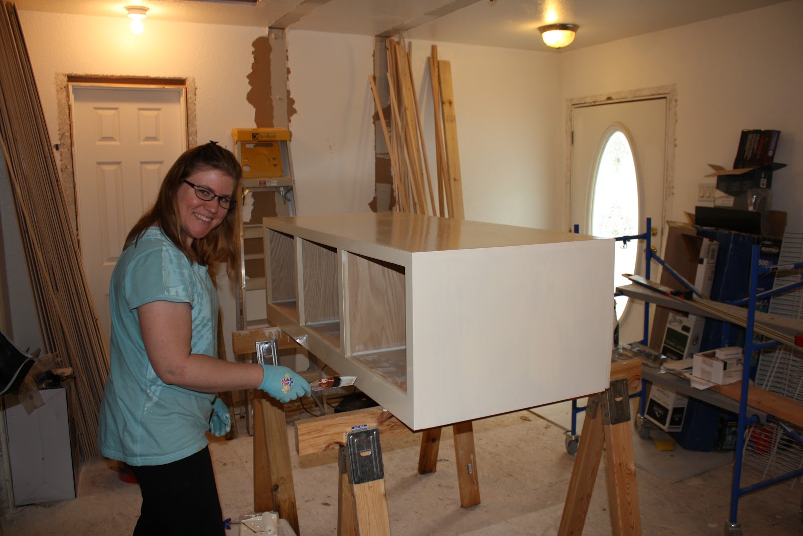 The House is Going to be Great: DIY: Washer Dryer Riser