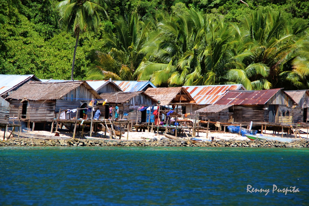 Live Is An Adventure: Pesona Labengki dari Sulawesi Tenggara