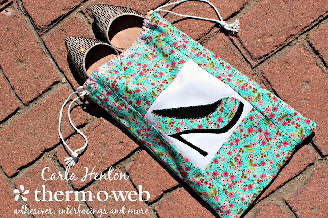 Creatin' in the Sticks: Travel Shoe Bag Tutorial