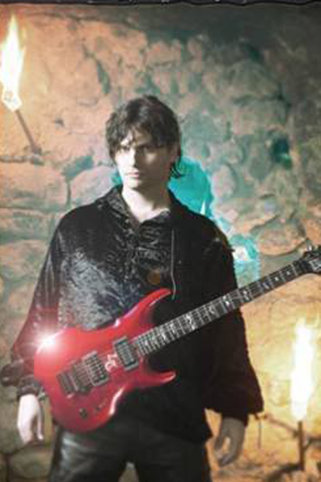 Semua Yang Bermanfaat Untuk Anda: 10 Gitaris Terbaik Dunia