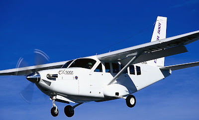 nhungdoicanh: AEA Explorer 500T