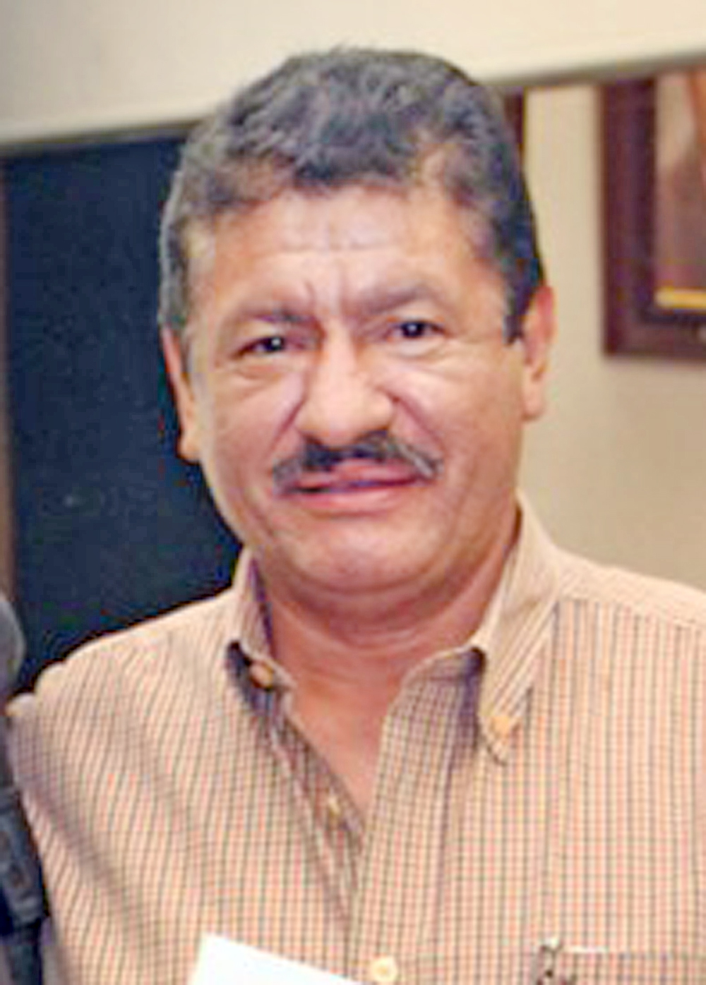 Temas y sucesos // Diálogos : DIALOGOS DE POLITICA