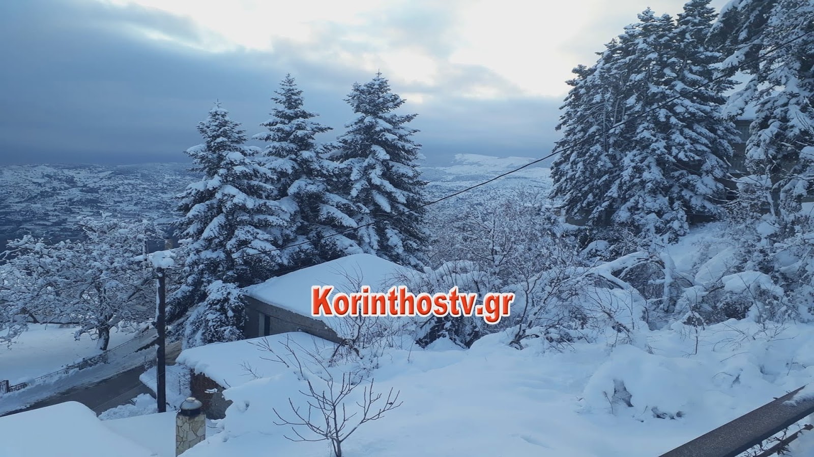 Συνεχίζεται η χιονόπτωση στα χωριά της Ορεινής Κορινθίας - Χωρίς ...