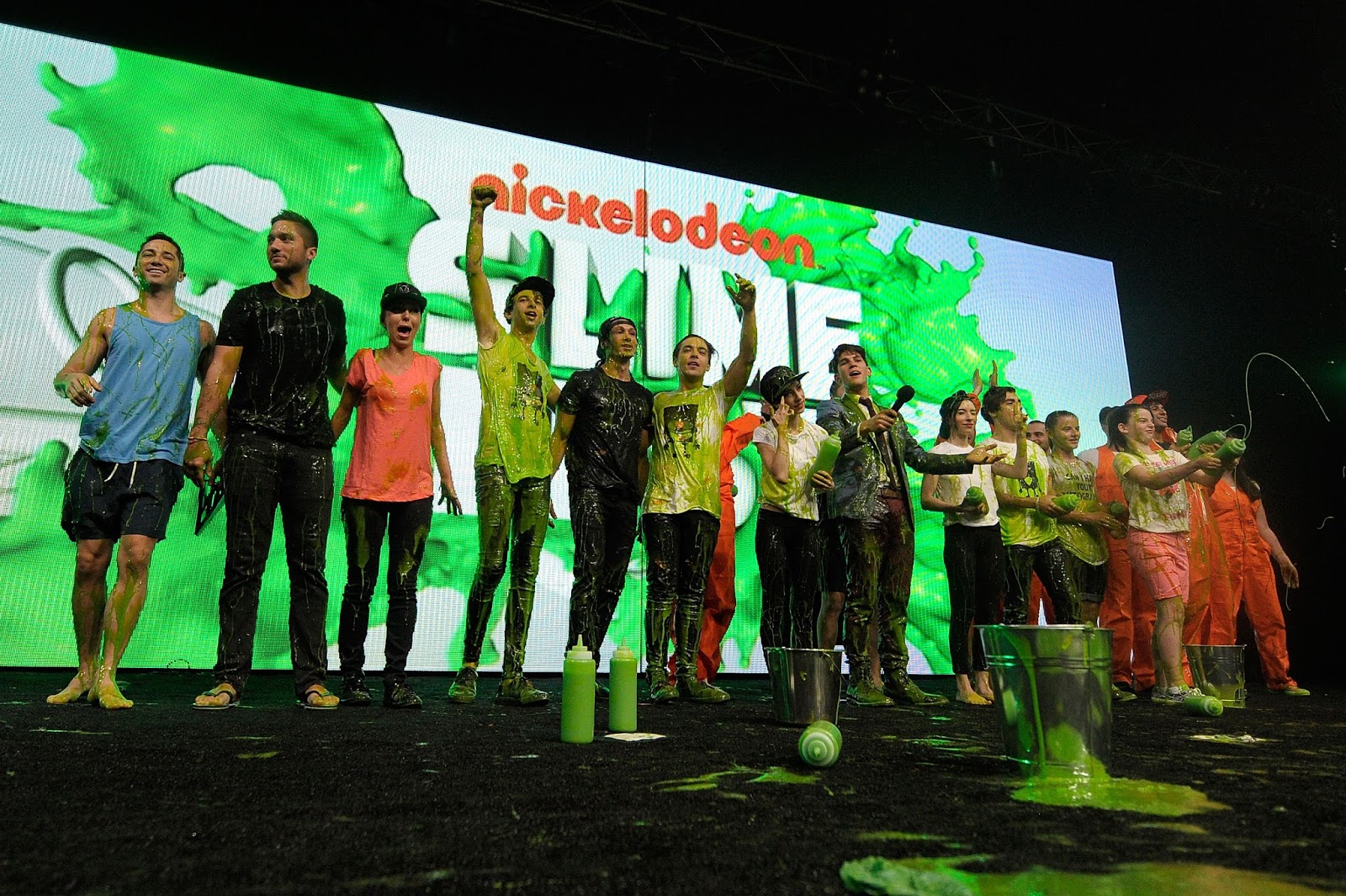 NickALive!: Nickelodeon Australia's SLIMEFEST 2015 Delivers More Music ...