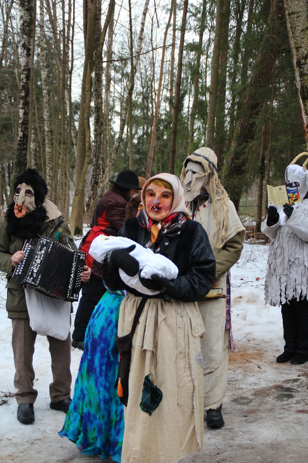 Thoughts of an Aussie Litho Pagan (Romuvis): Uzgavenes in Lithuania 2013