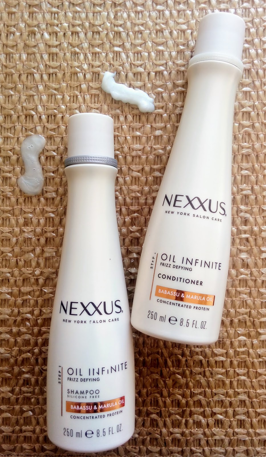 Kit Nexxus Oil Infinite para Redução de Frizz Shampoo + Condicionador