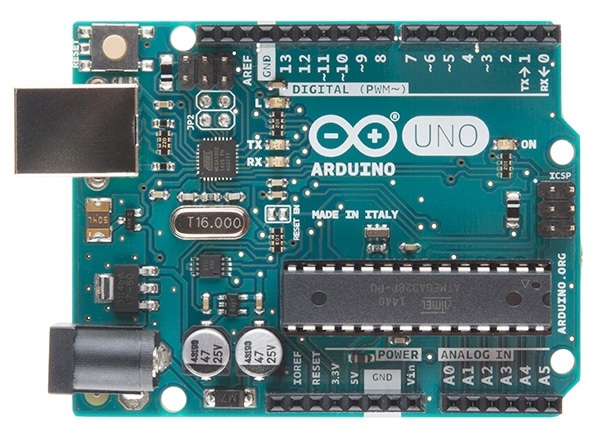 Gambar 1. Arduino UNO Jenis DIPOriginal (www.arduino.cc)