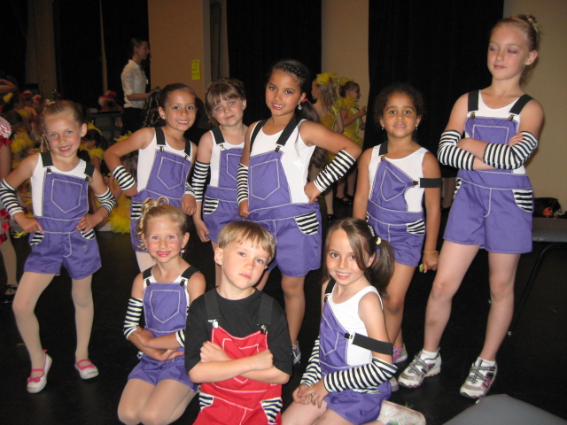 Crafty Girl Designs: Party Time! And Dance Recital Pictures!