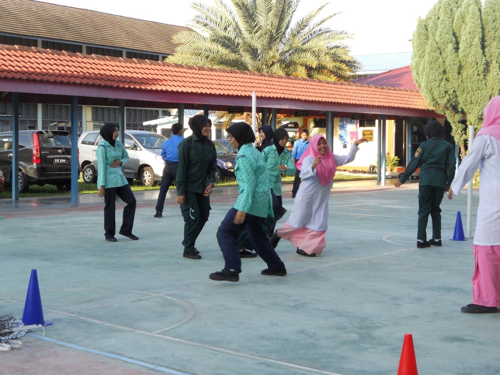 Kelab Seni Dan Alam Sekitar SMKDOB (PENGGUNA): AKTIVITI KELAB PENGGUNA 2012