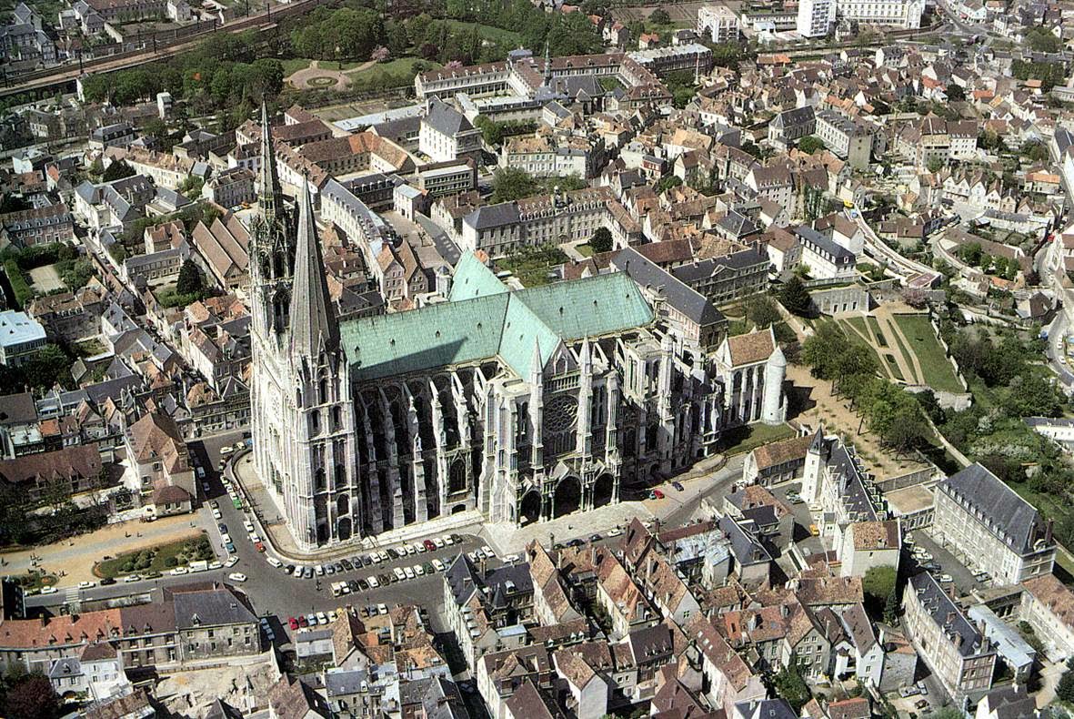HISTORIA DEL ARTE : temas, imágenes y comentario: CATEDRAL DE CHARTRES.