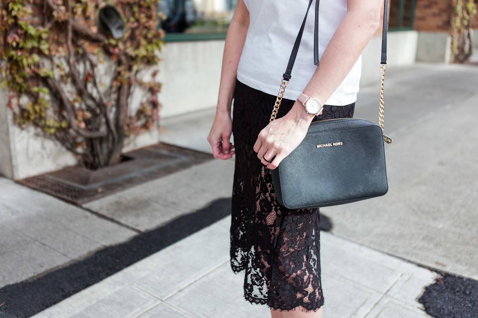 How To Stylishly Mix Dressy and Casual Clothes | MAPLE LEOPARD