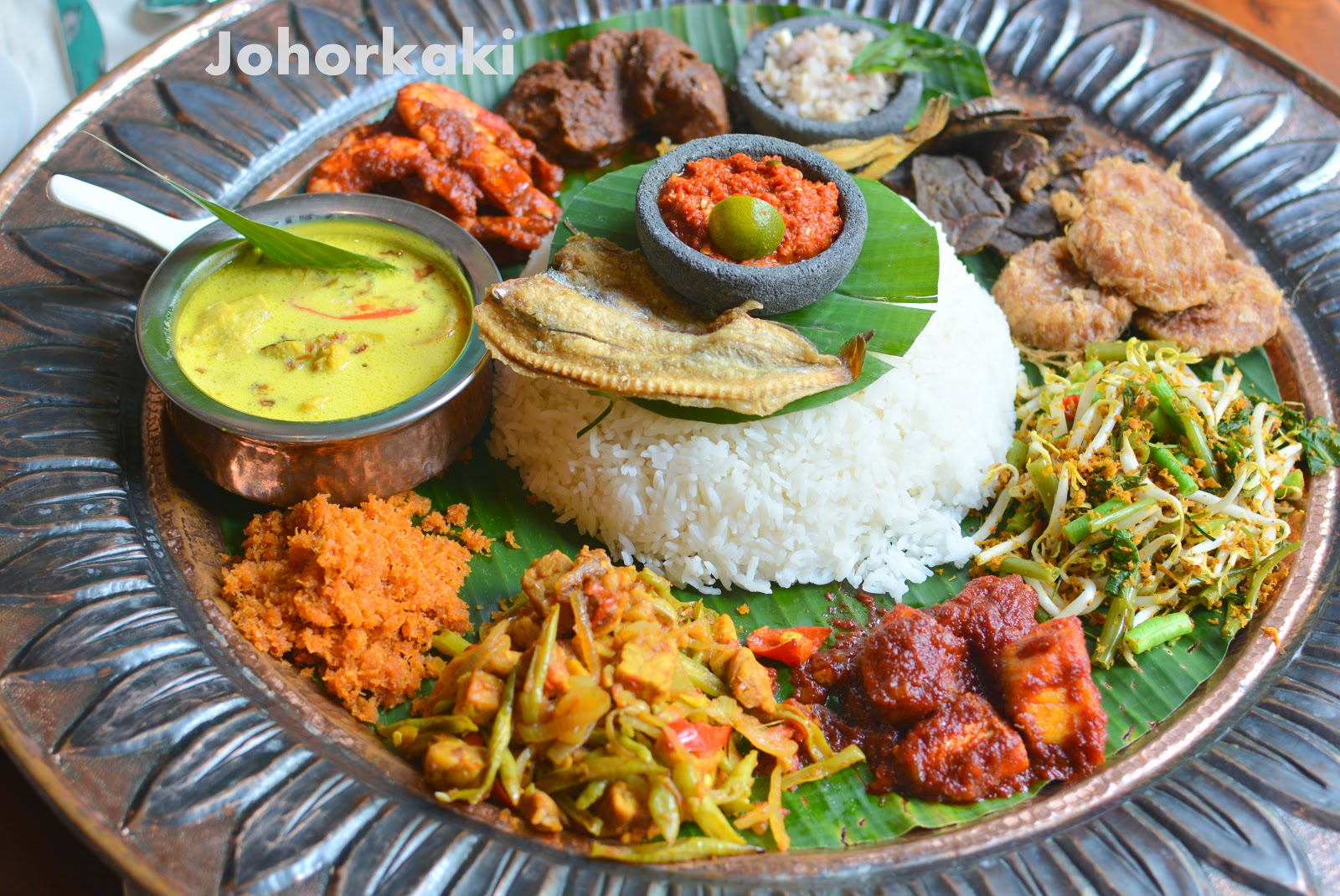 Mamanda Singapore Nasi Ambeng |Tony Johor Kaki Travels for Food ...