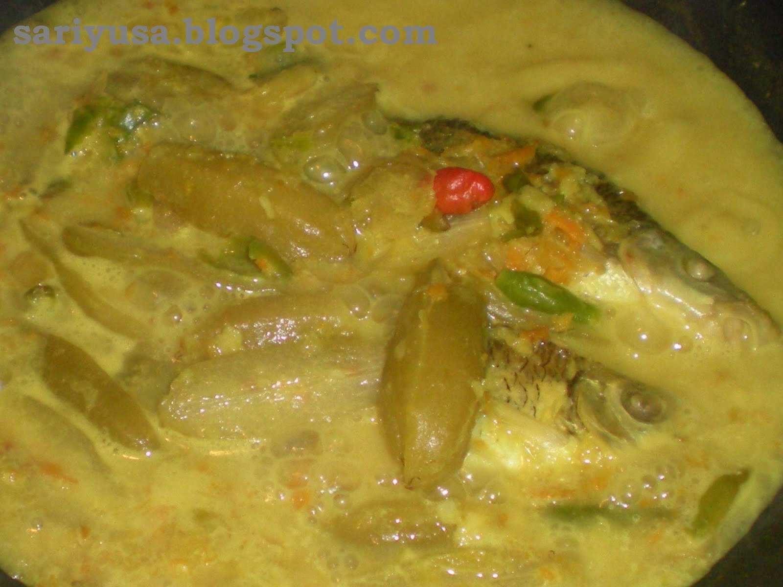 IKAN PEKASAM BELIMBING BULUH MASAK LEMAK CILI API