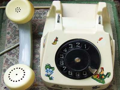 Blog: Obiecte din anii ’80 explicate generaţiei internet by Silviu Iliuta