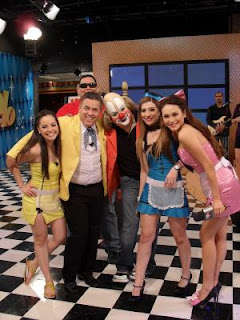 Un Poco de Todo: ACABATELO un programa de entretenimiento por ...