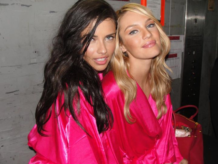 VSFS 2011 BACKSTAGE - Models Inspiration