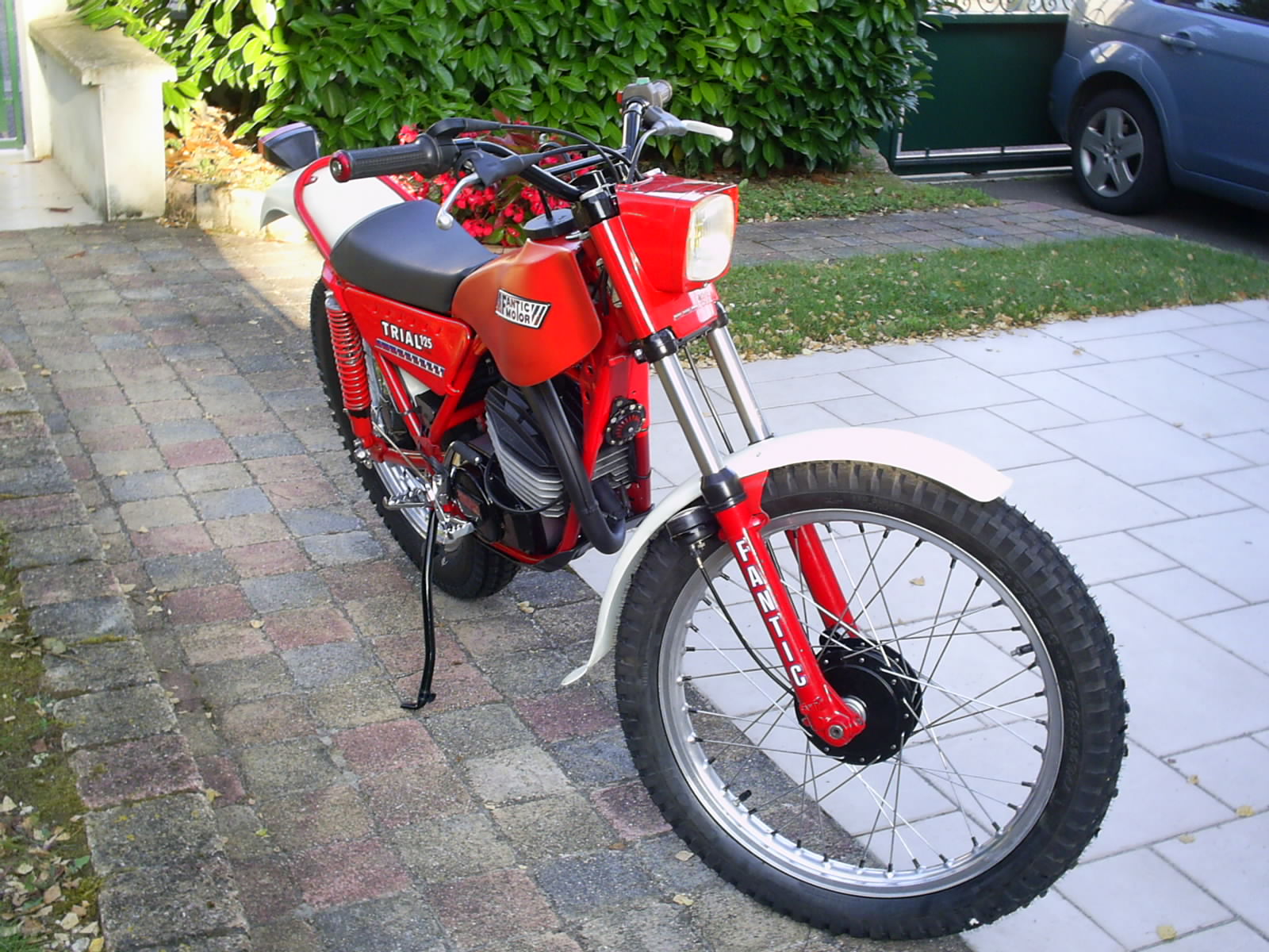 Restauration FANTIC TX 250: remontage termine