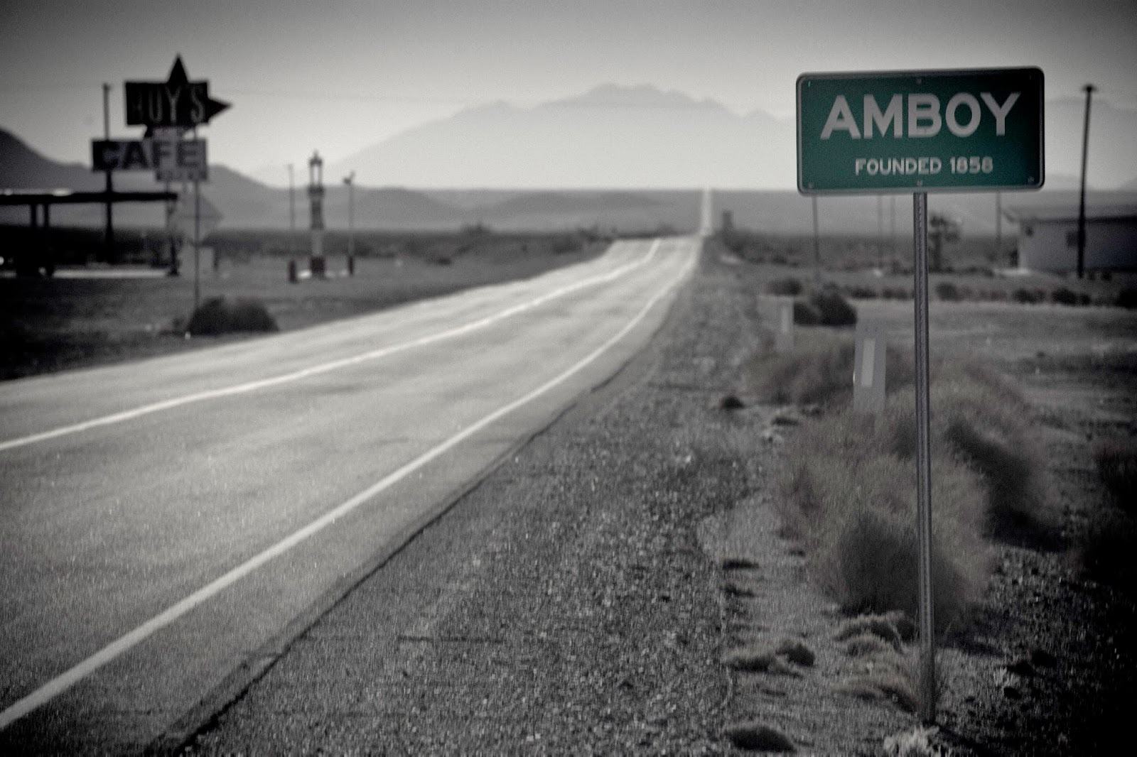 Spare Parts and Pics: Amboy, CA