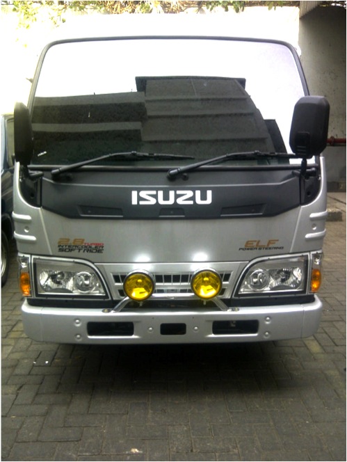 Microbus ISUZU ELF Karoseri ADI PUTRO
