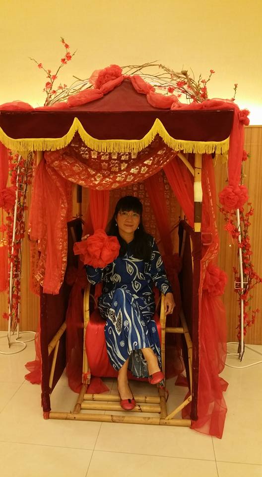 Xing Fu: CHINESE BRIDAL SEDAN CHAIR