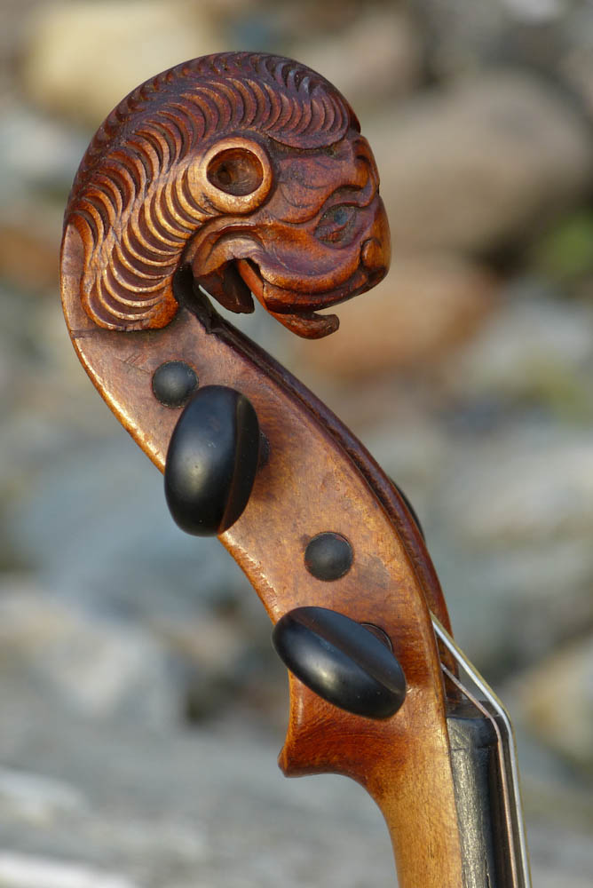 1900s German-made 4/4 Lion's Head Violin