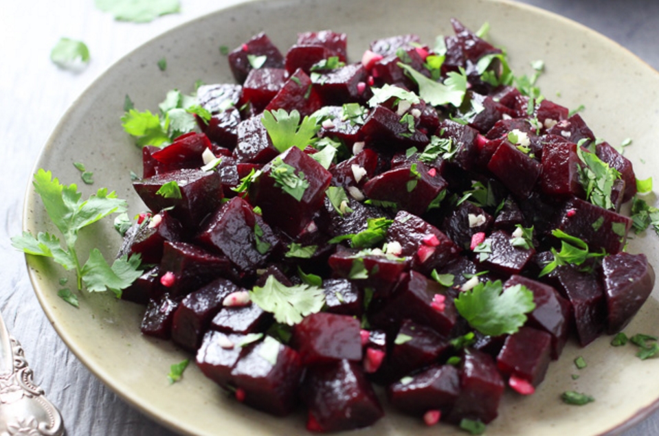 Cantinho Vegetariano: Beterrabas Assadas ao Alho e Azeite (vegana)