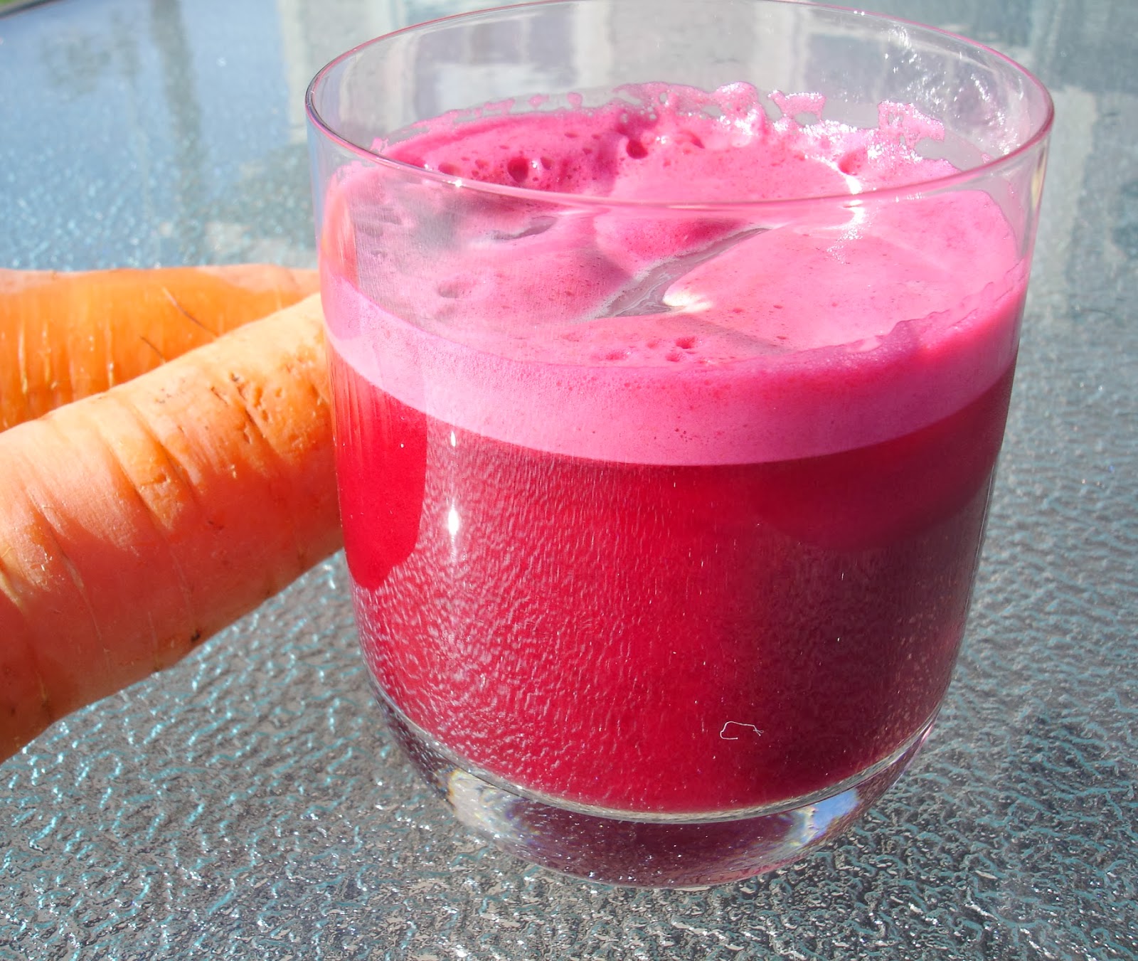 Destination santé: Jus frais rouge, rouge, rouge