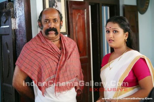 cellebrity gallery: RAZANA MALAYALAM SERIAL PARIJATHAM FAME